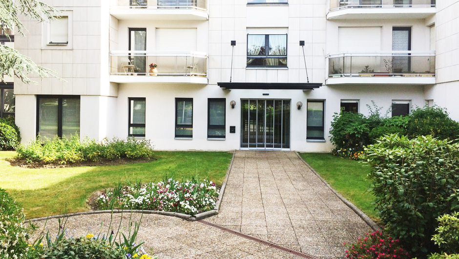 Résidence Services Seniors DOMITYS - Les Symphoniales - 78150 - LE ...